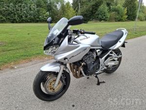 Сузуки GSF 1200 2003 в Рига, объемом двигателя 1.20 л и пробегом 0 тыс. км за 2300 €, фото 4 на AUTOMOTO.COM.LV