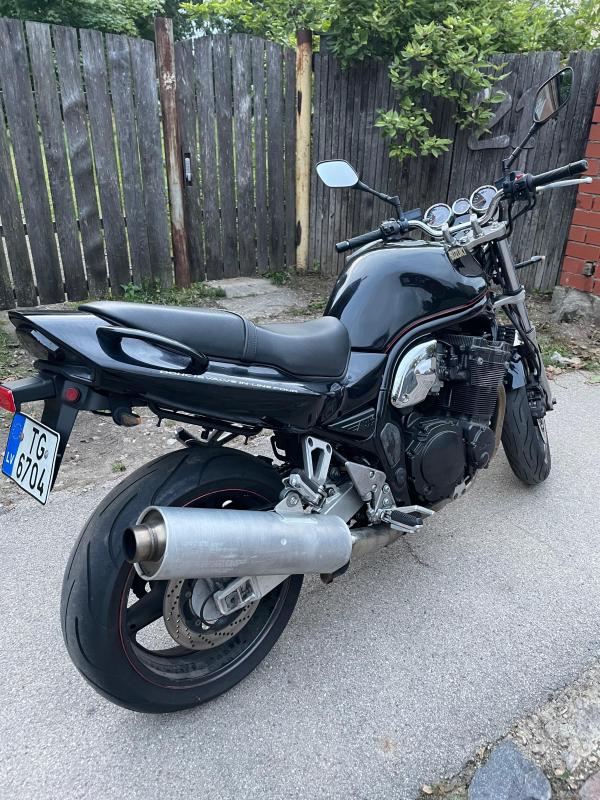Black Suzuki GSF 1250SA 1999 in Riga, with an engine capacity of 1.20 L and mileage of 84 thousand km for 1900 €, photo 4 on AUTOMOTO.COM.LV