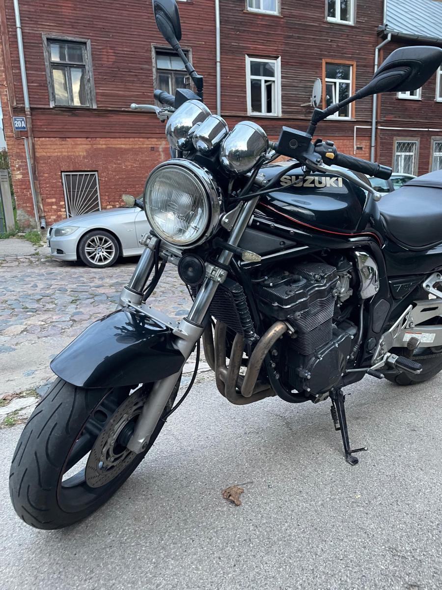 Черный Сузуки GSF 1250SA 1999 в Рига, объемом двигателя 1.20 л и пробегом 84 тыс. км за 1900 €, фото 5 на AUTOMOTO.COM.LV