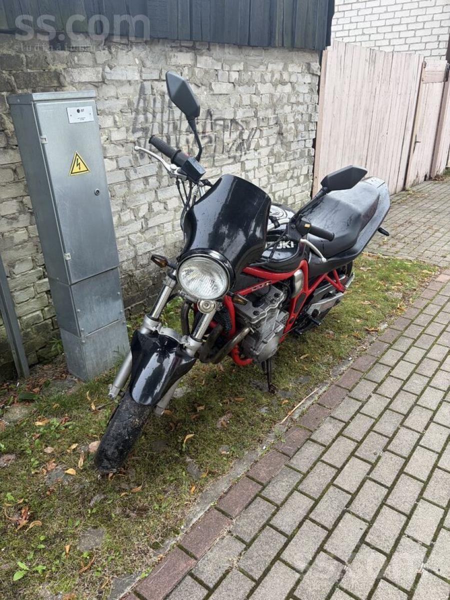 Suzuki GSF 600 1995 Liepāja, ar dzinēja tilpumu 0.60 L un nobraukumu 0 tūkst. km par 1300 €, foto 3 vietnē AUTOMOTO.COM.LV