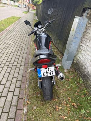 Suzuki GSF 600 1995 Liepāja, ar dzinēja tilpumu 0.60 L un nobraukumu 0 tūkst. km par 1300 €, foto 5 vietnē AUTOMOTO.COM.LV