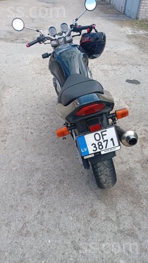 Suzuki GSF 600 1996 in Riga, with an engine capacity of 0.60 L and mileage of 0 thousand km for 1600 €, photo 1 on AUTOMOTO.COM.LV