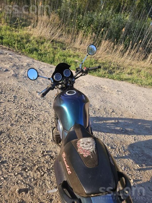 Suzuki GSF 600 2001 Rīga, ar dzinēja tilpumu 0.60 L un nobraukumu 0 tūkst. km par 1399 €, foto 3 vietnē AUTOMOTO.COM.LV