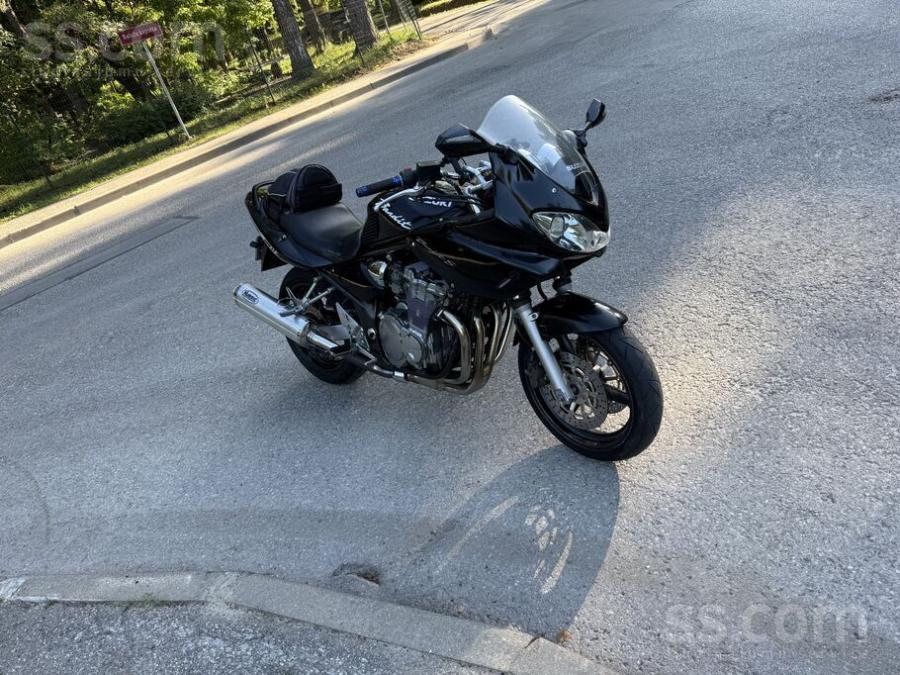 Suzuki GSF 600 2002 in Jelgava, with an engine capacity of 0.60 L and mileage of 0 thousand km for 1550 €, photo 1 on AUTOMOTO.COM.LV