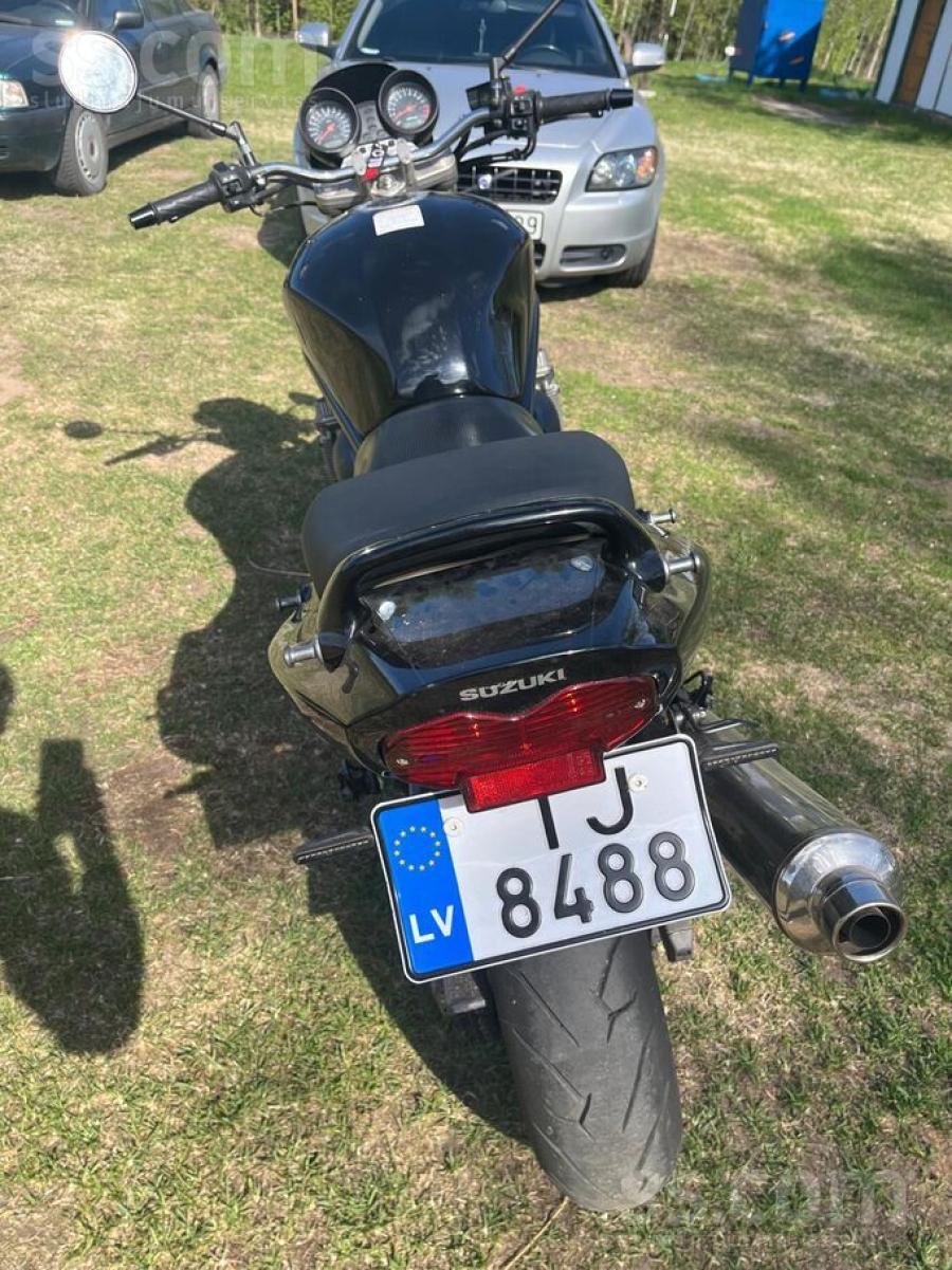 Suzuki GSF 600 2004 Daugavpils, ar dzinēja tilpumu 0.60 L un nobraukumu 0 tūkst. km par 1600 €, foto 4 vietnē AUTOMOTO.COM.LV