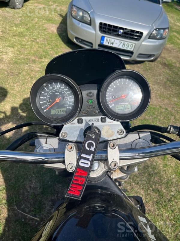 Suzuki GSF 600 2004 Daugavpils, ar dzinēja tilpumu 0.60 L un nobraukumu 0 tūkst. km par 1600 €, foto 5 vietnē AUTOMOTO.COM.LV
