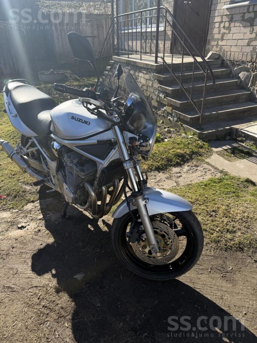Suzuki GSF 600 2005 Daugavpils, ar dzinēja tilpumu 0.60 L un nobraukumu 0 tūkst. km par 1750 €, foto 1 vietnē AUTOMOTO.COM.LV