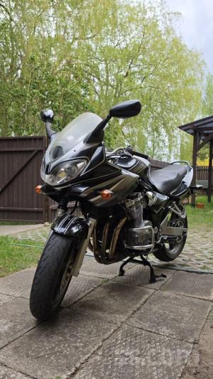 Сузуки GSF 600S 2000 в Рига, объемом двигателя 0.60 л и пробегом 0 тыс. км за 1500 €, фото  на AUTOMOTO.COM.LV
