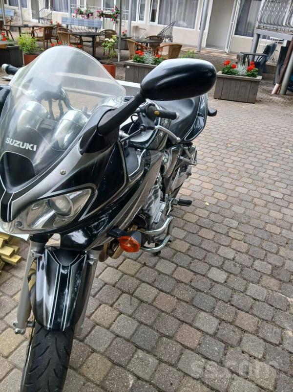 Suzuki GSF 600S 2000 Rīga, ar dzinēja tilpumu 0.60 L un nobraukumu 0 tūkst. km par 1150 €, foto 7 vietnē AUTOMOTO.COM.LV