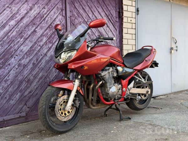 Сузуки GSF 600S 2000 в Рига, объемом двигателя 0.60 л и пробегом 0 тыс. км за 2000 €, фото 3 на AUTOMOTO.COM.LV