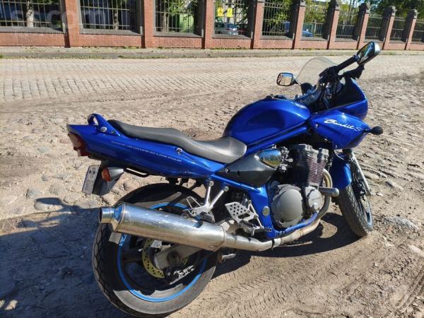 Suzuki GSF 600S 2002 in Riga, with an engine capacity of 0.60 L and mileage of 0 thousand km for 1600 €, photo 5 on AUTOMOTO.COM.LV