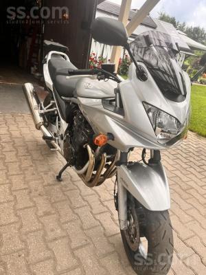 Suzuki GSF 650 2005 in Valmiera, with an engine capacity of 0.66 L and mileage of 0 thousand km for 2000 €, photo 3 on AUTOMOTO.COM.LV