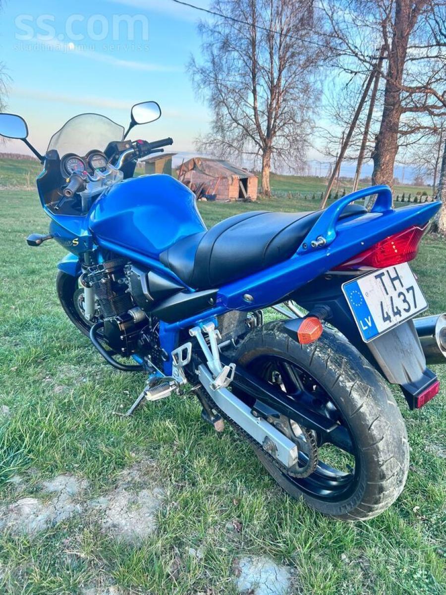 Suzuki GSF 650 2005 in Saldus, with an engine capacity of 0.66 L and mileage of 0 thousand km for 2000 €, photo 3 on AUTOMOTO.COM.LV