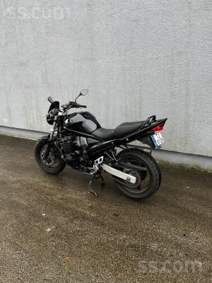 Suzuki GSF 650 2006 Rīga, ar dzinēja tilpumu 0.65 L un nobraukumu 0 tūkst. km par 2300 €, foto 2 vietnē AUTOMOTO.COM.LV