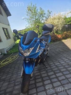 Suzuki GSF 650 2006 Rīga, ar dzinēja tilpumu 0.65 L un nobraukumu 0 tūkst. km par 2300 €, foto 3 vietnē AUTOMOTO.COM.LV