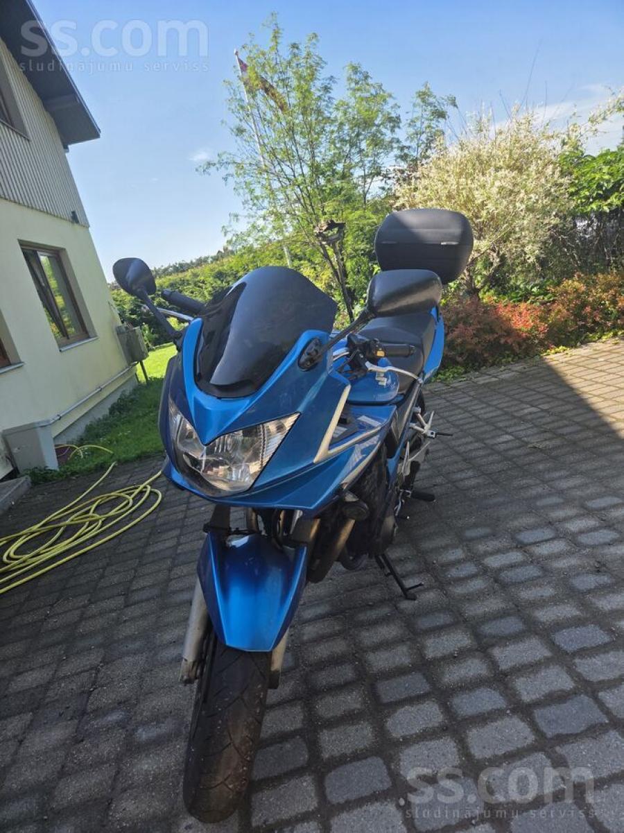 Suzuki GSF 650 2006 Rīga, ar dzinēja tilpumu 0.65 L un nobraukumu 0 tūkst. km par 2300 €, foto 3 vietnē AUTOMOTO.COM.LV