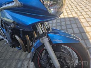 Suzuki GSF 650 2006 Rīga, ar dzinēja tilpumu 0.65 L un nobraukumu 0 tūkst. km par 2300 €, foto 5 vietnē AUTOMOTO.COM.LV