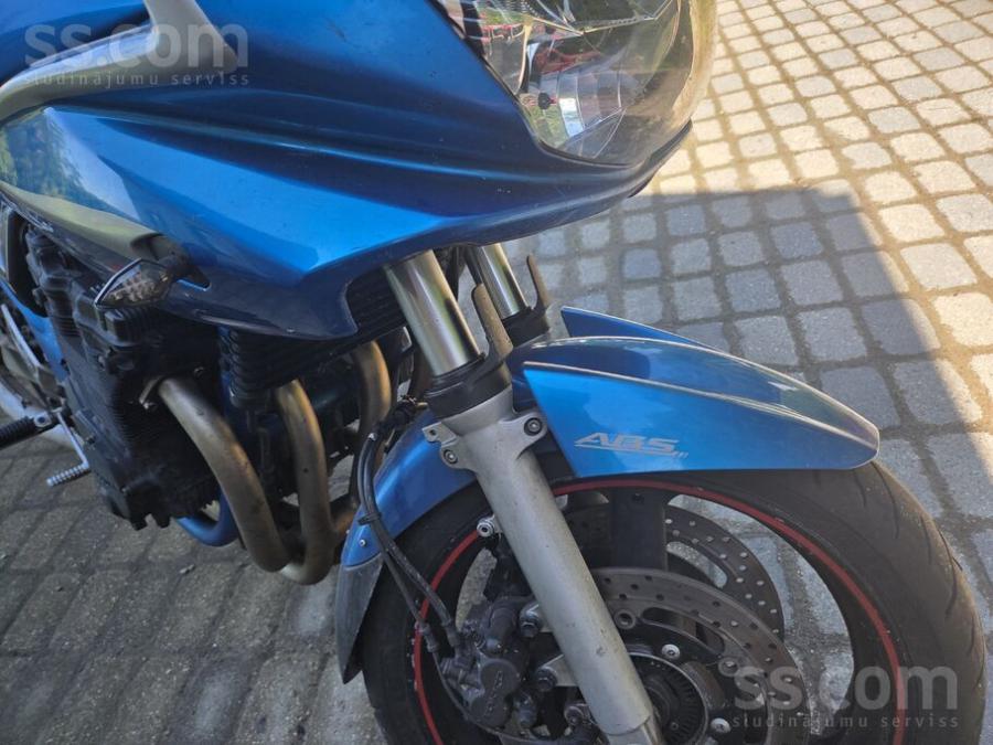 Suzuki GSF 650 2006 Rīga, ar dzinēja tilpumu 0.65 L un nobraukumu 0 tūkst. km par 2300 €, foto 5 vietnē AUTOMOTO.COM.LV