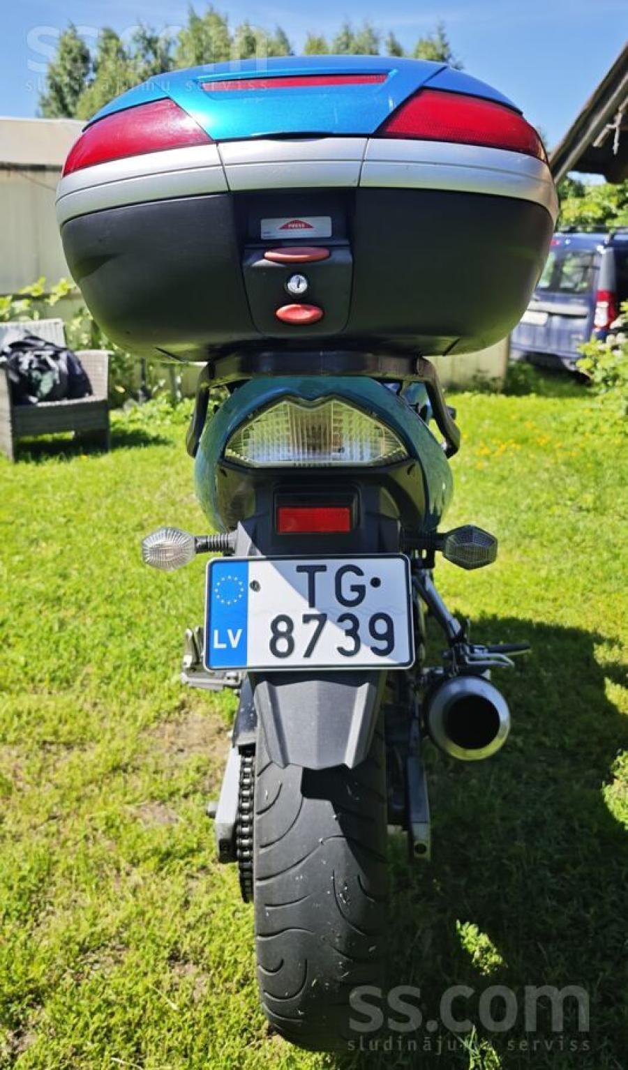 Suzuki GSF 650 2006 in Riga, with an engine capacity of 0.65 L and mileage of 0 thousand km for 2700 €, photo 5 on AUTOMOTO.COM.LV