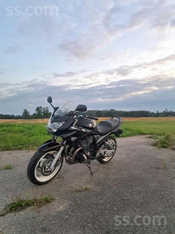 Suzuki GSF 650 2006 Rīga, ar dzinēja tilpumu 0.65 L un nobraukumu 0 tūkst. km par 1950 €, foto 3 vietnē AUTOMOTO.COM.LV