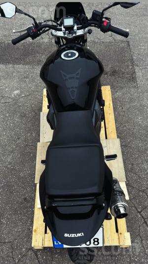 Suzuki GSF 650 2006 Rīga, ar dzinēja tilpumu 0.65 L un nobraukumu 0 tūkst. km par 3700 €, foto 4 vietnē AUTOMOTO.COM.LV