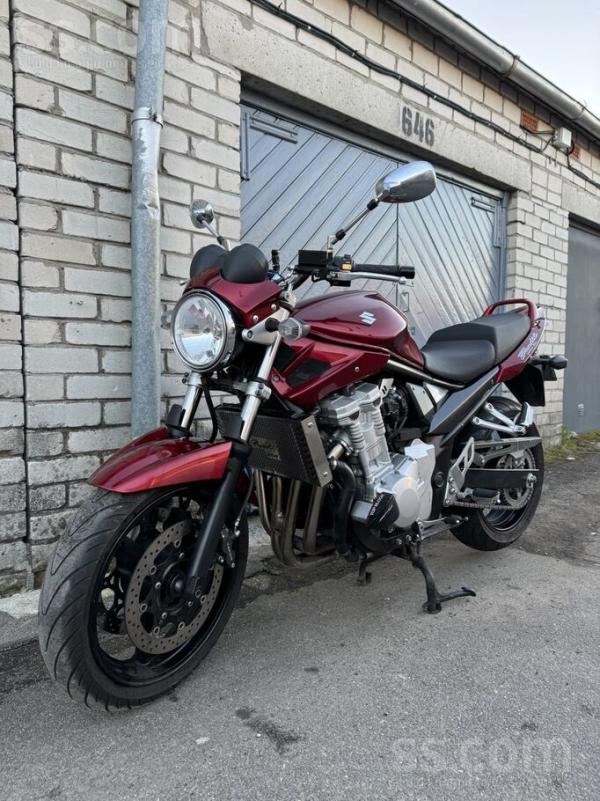 Сузуки GSF 650 2007 в Рига, объемом двигателя 0.65 л и пробегом 0 тыс. км за 2850 €, фото 1 на AUTOMOTO.COM.LV