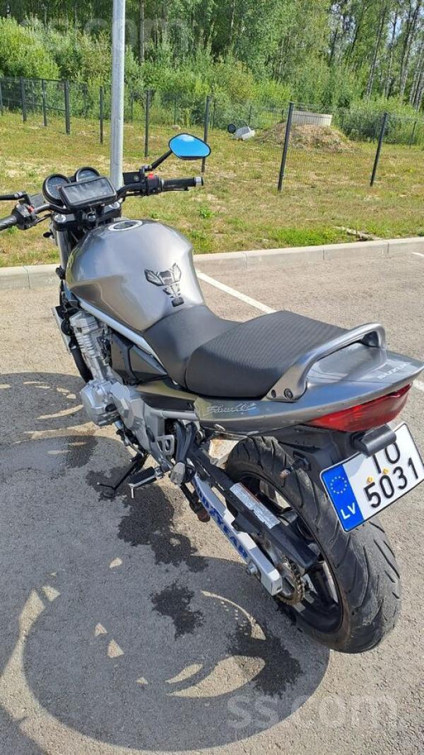 Suzuki GSF 650 2008 in Aizkraukle, with an engine capacity of 0.65 L and mileage of 0 thousand km for 2850 €, photo 2 on AUTOMOTO.COM.LV