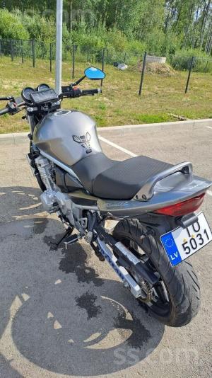 Suzuki GSF 650 2008 in Aizkraukle, with an engine capacity of 0.65 L and mileage of 0 thousand km for 2850 €, photo 3 on AUTOMOTO.COM.LV