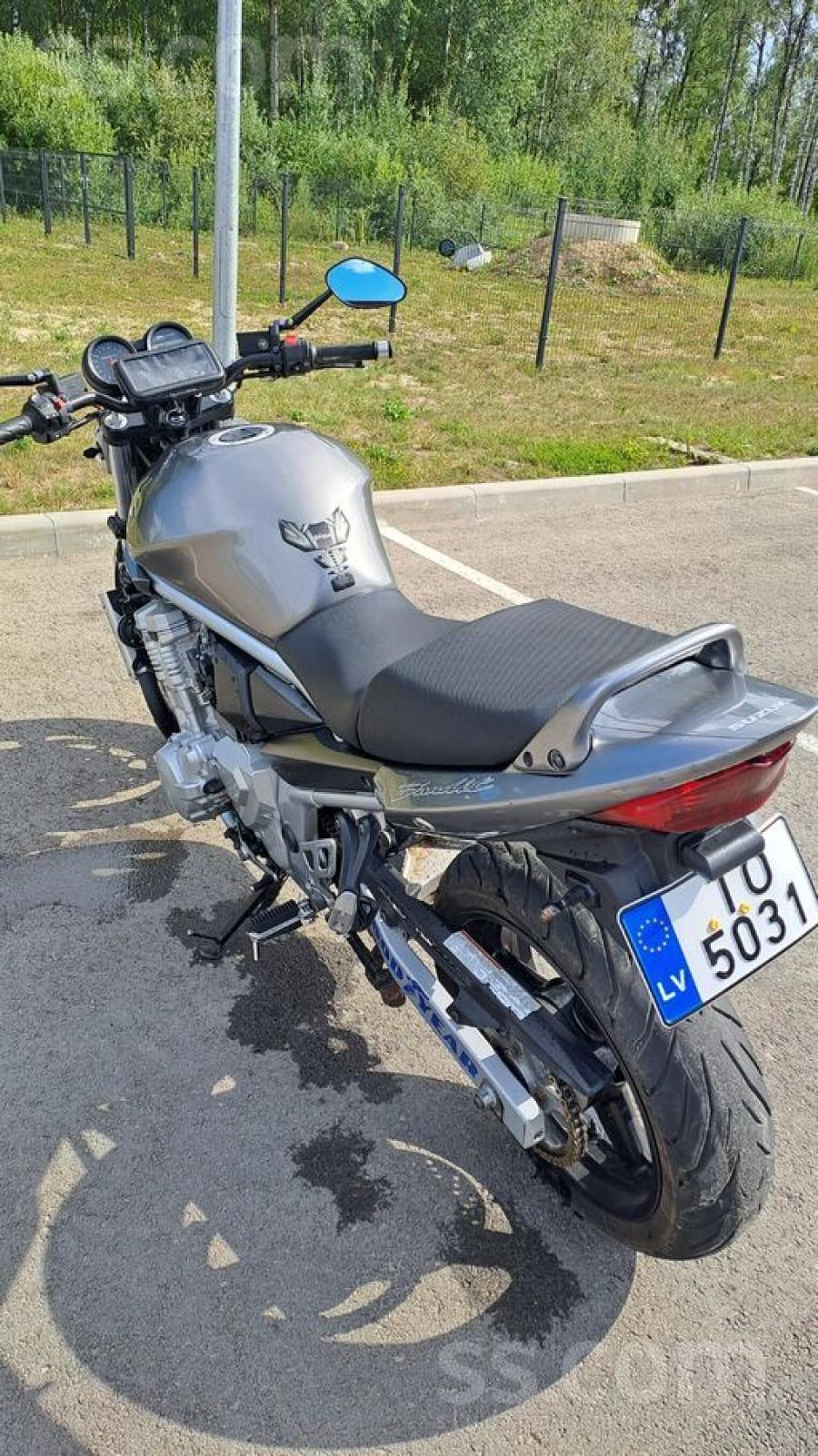 Suzuki GSF 650 2008 in Aizkraukle, with an engine capacity of 0.65 L and mileage of 0 thousand km for 2850 €, photo 3 on AUTOMOTO.COM.LV