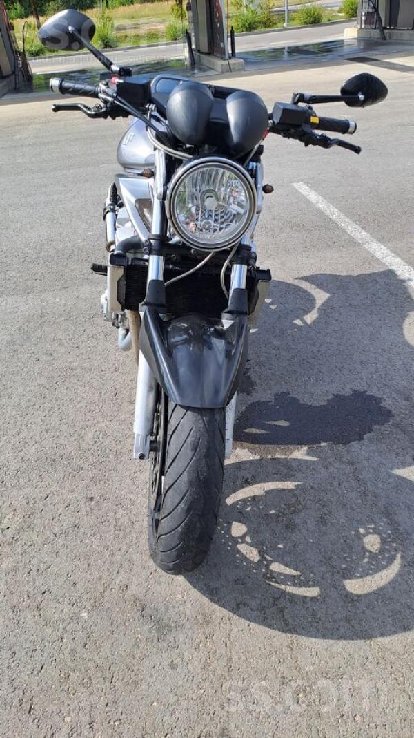 Suzuki GSF 650 2008 in Aizkraukle, with an engine capacity of 0.65 L and mileage of 0 thousand km for 2850 €, photo 4 on AUTOMOTO.COM.LV
