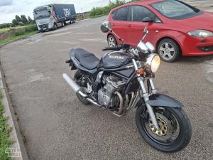 Melns Suzuki GSF 1996 Radviliškis, ar dzinēja tilpumu 0.60 L un nobraukumu 0 tūkst. km par 999 €, foto 3 vietnē AUTOMOTO.COM.LV