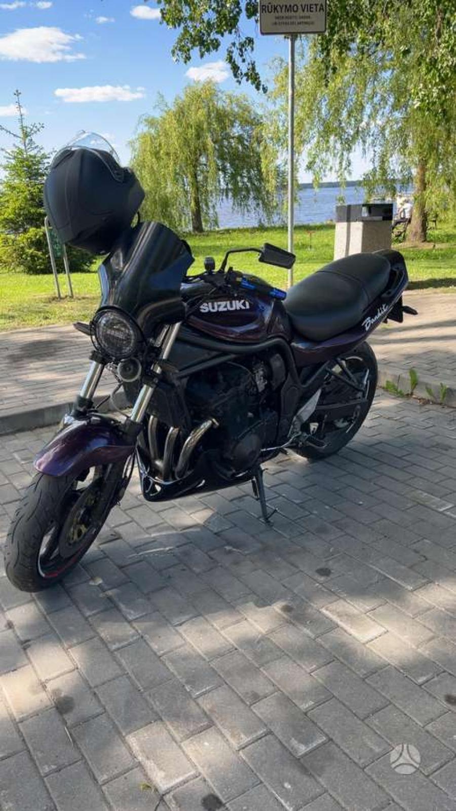Melns Suzuki GSF 1996 Šauļi, ar dzinēja tilpumu 0.60 L un nobraukumu 50 tūkst. km par 1600 €, foto 3 vietnē AUTOMOTO.COM.LV