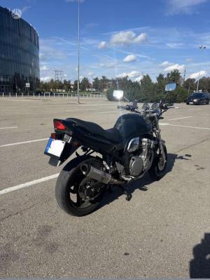 Black Suzuki GSF 1997 in Siauliai, with an engine capacity of 0.60 L and mileage of 47 thousand km for 1500 €, photo 5 on AUTOMOTO.COM.LV
