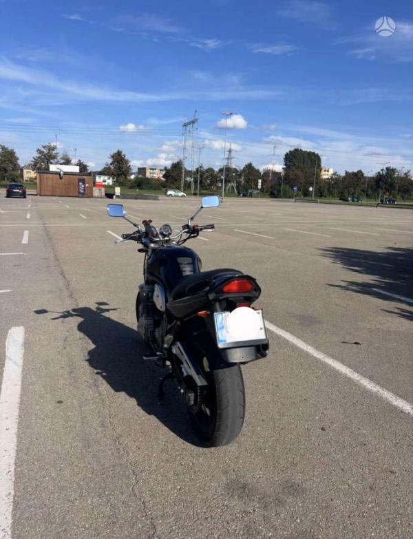 Melns Suzuki GSF 1997 Šauļi, ar dzinēja tilpumu 0.60 L un nobraukumu 47 tūkst. km par 1500 €, foto 6 vietnē AUTOMOTO.COM.LV