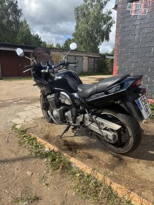 Black Suzuki GSF 1997 in Vilnius, with an engine capacity of 0.60 L and mileage of 0 thousand km for 1800 €, photo 7 on AUTOMOTO.COM.LV