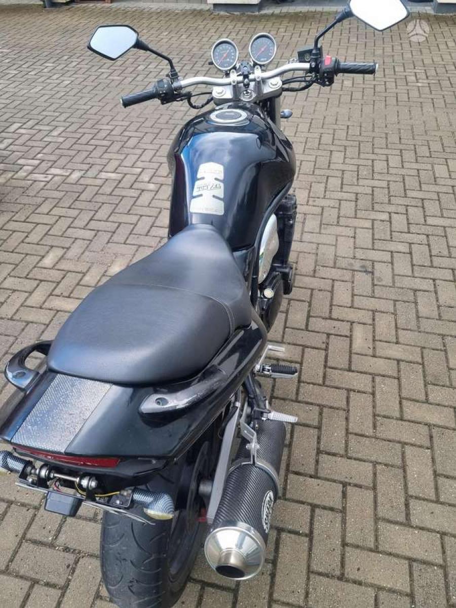 Black Suzuki GSF 1998 in Vilnius, with an engine capacity of 0.60 L and mileage of 44 thousand km for 950 €, photo 4 on AUTOMOTO.COM.LV