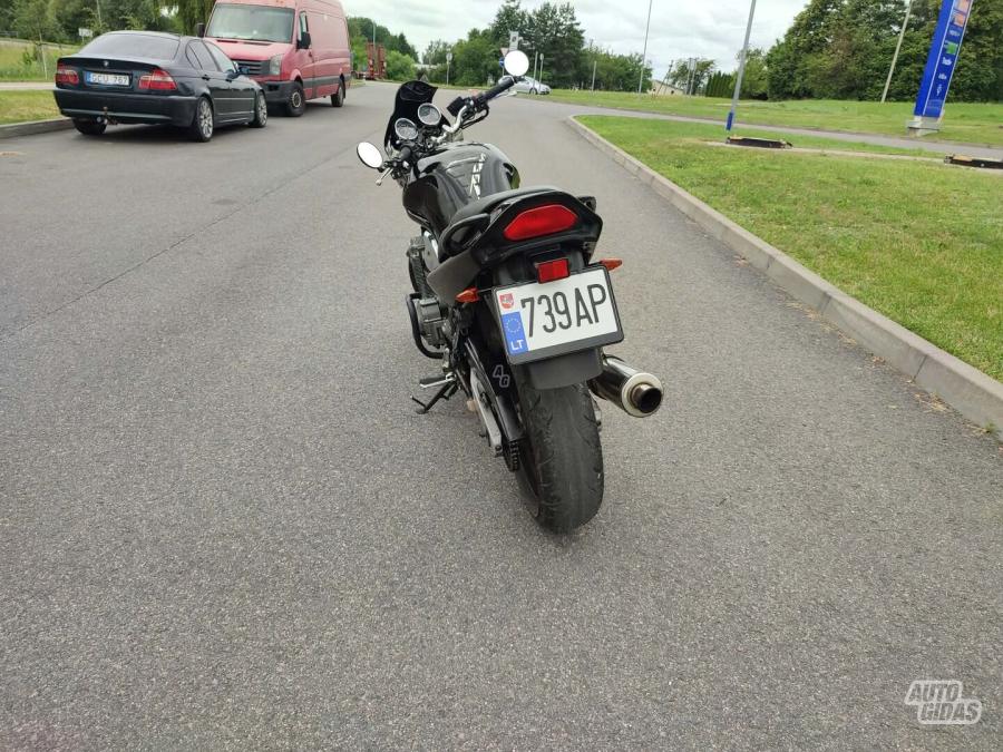 Black Suzuki GSF 1999 in Alytus, with an engine capacity of 0.60 L and mileage of 87 thousand km for 1350 €, photo 6 on AUTOMOTO.COM.LV