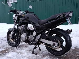 Melns Suzuki GSF 2000 Telšiai, ar dzinēja tilpumu 0.60 L un nobraukumu 57 tūkst. km par 1400 €, foto 6 vietnē AUTOMOTO.COM.LV