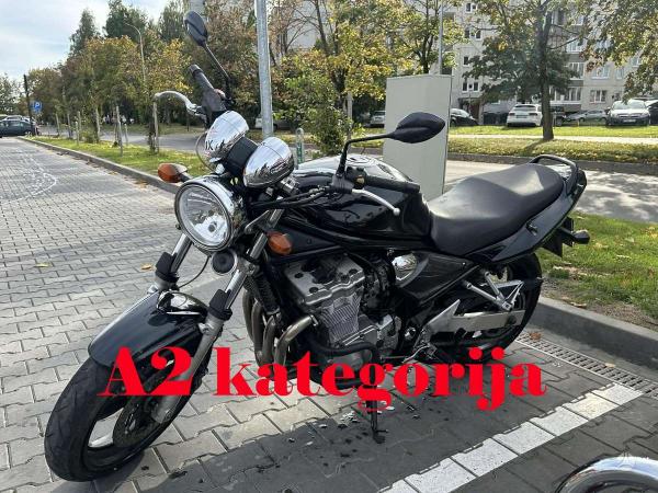 Melns Suzuki GSF 2000 Viļņa, ar dzinēja tilpumu 0.60 L un nobraukumu 45 tūkst. km par 1600 €, foto 1 vietnē AUTOMOTO.COM.LV