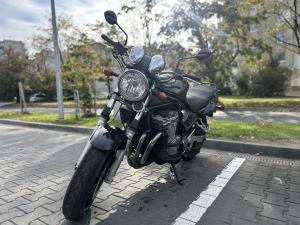 Black Suzuki GSF 2000 in Vilnius, with an engine capacity of 0.60 L and mileage of 45 thousand km for 1600 €, photo 5 on AUTOMOTO.COM.LV