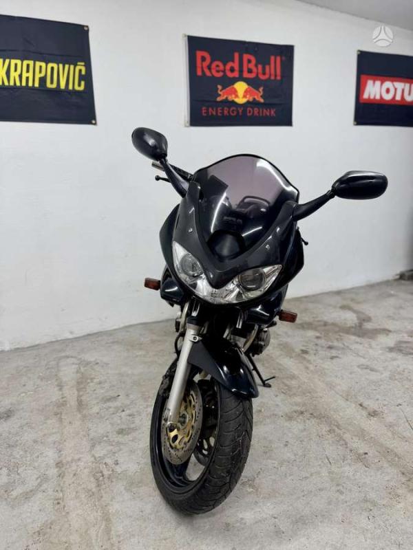 Melns Suzuki GSF 2001 Šilutė, ar dzinēja tilpumu 0.60 L un nobraukumu 33 tūkst. km par 1499 €, foto 5 vietnē AUTOMOTO.COM.LV
