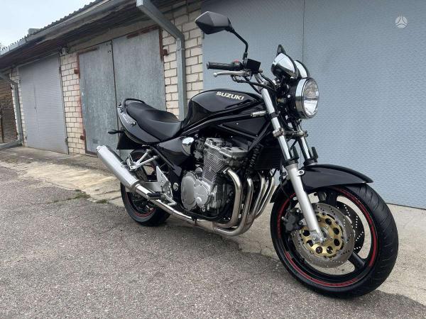 Black Suzuki GSF 2001 in Birstonas, with an engine capacity of 0.60 L and mileage of 38 thousand km for 1750 €, photo 1 on AUTOMOTO.COM.LV