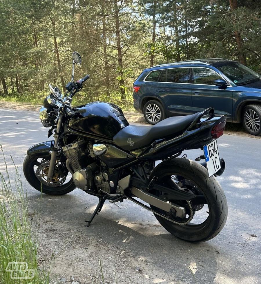 Black Suzuki GSF 2002 in Vilnius, with an engine capacity of 0.60 L and mileage of 57 thousand km for 2200 €, photo 1 on AUTOMOTO.COM.LV
