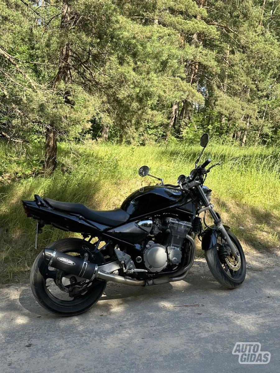 Black Suzuki GSF 2002 in Vilnius, with an engine capacity of 0.60 L and mileage of 57 thousand km for 2200 €, photo 3 on AUTOMOTO.COM.LV