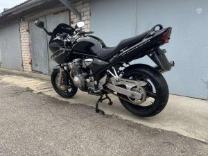Melns Suzuki GSF 2002 Birštonas, ar dzinēja tilpumu 0.60 L un nobraukumu 36 tūkst. km par 1750 €, foto 6 vietnē AUTOMOTO.COM.LV