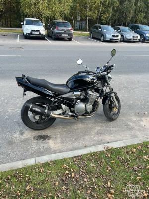 Melns Suzuki GSF 2003 Viļņa, ar dzinēja tilpumu 0.60 L un nobraukumu 57 tūkst. km par 1200 €, foto 5 vietnē AUTOMOTO.COM.LV