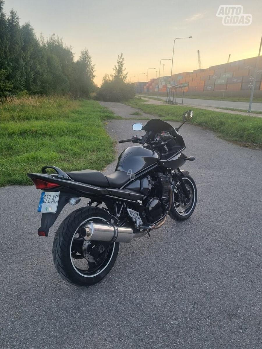 Black Suzuki GSF 2005 in Klaipeda, with an engine capacity of 0.65 L and mileage of 58 thousand km for 2000 €, photo 6 on AUTOMOTO.COM.LV