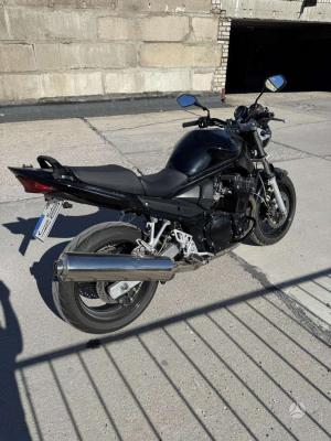 Black Suzuki GSF 2005 in Kaunas, with an engine capacity of 0.66 L and mileage of 61 thousand km for 1650 €, photo 7 on AUTOMOTO.COM.LV