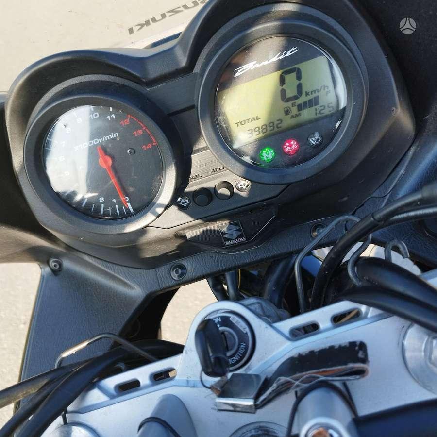 Черный Сузуки GSF 2005 в Науйойи-Акмяне, объемом двигателя 0.65 л и пробегом 40 тыс. км за 1650 €, фото 8 на AUTOMOTO.COM.LV