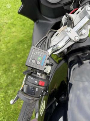 Black Suzuki GSF 2005 in Rokiskis, with an engine capacity of 0.65 L and mileage of 43 thousand km for 2300 €, photo 17 on AUTOMOTO.COM.LV